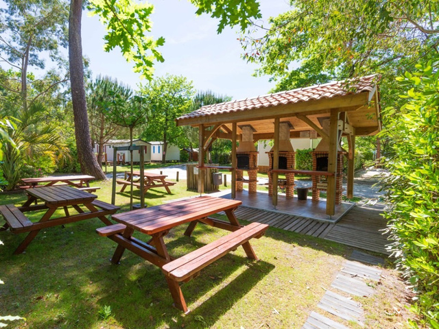 Camping à Hourtin en Gironde | Camping Domaine de La Résinière